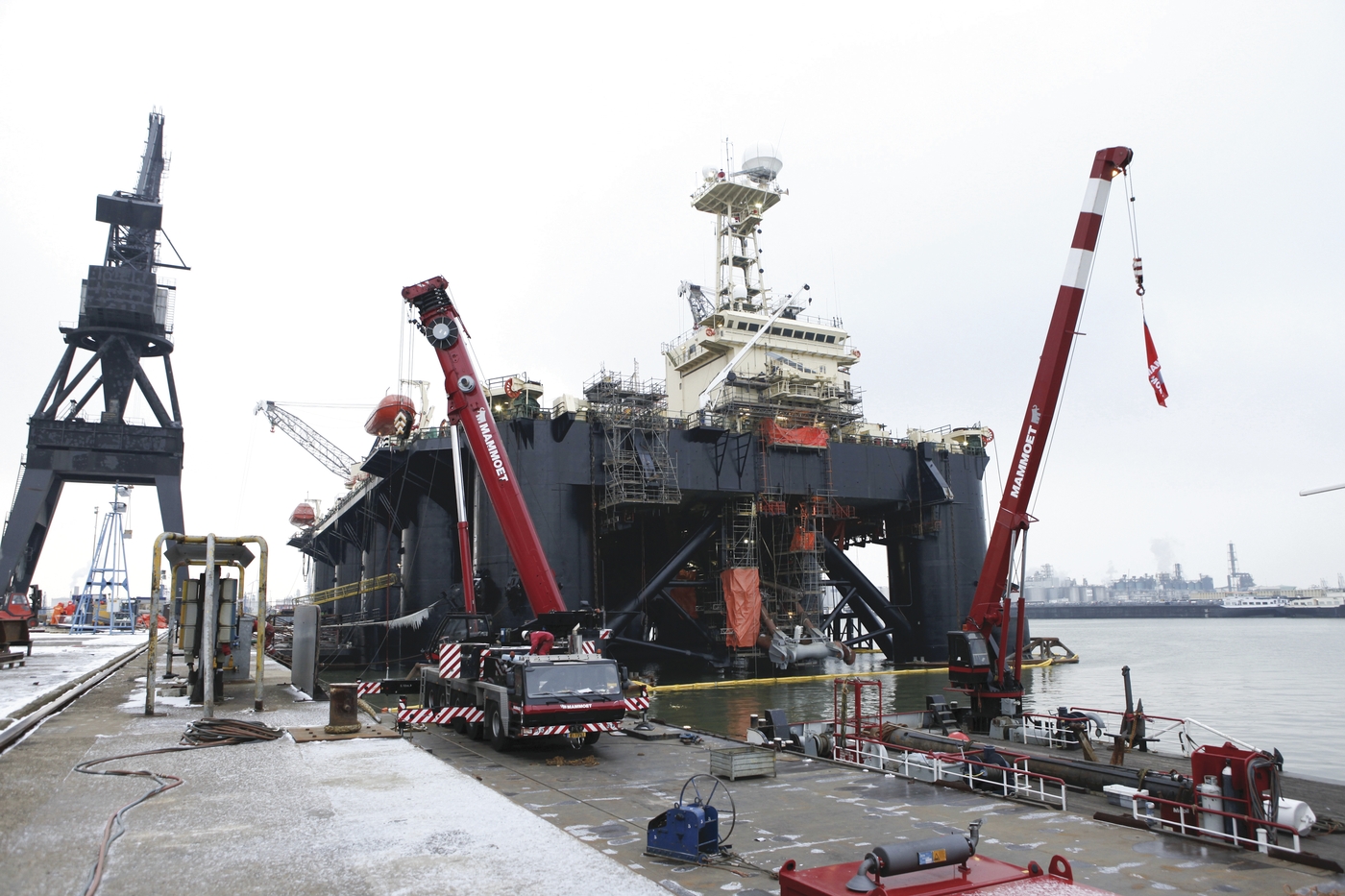 "Pipelay Vessel Castoro Sei Moored off the Coast" - Images - Nord Stream AG