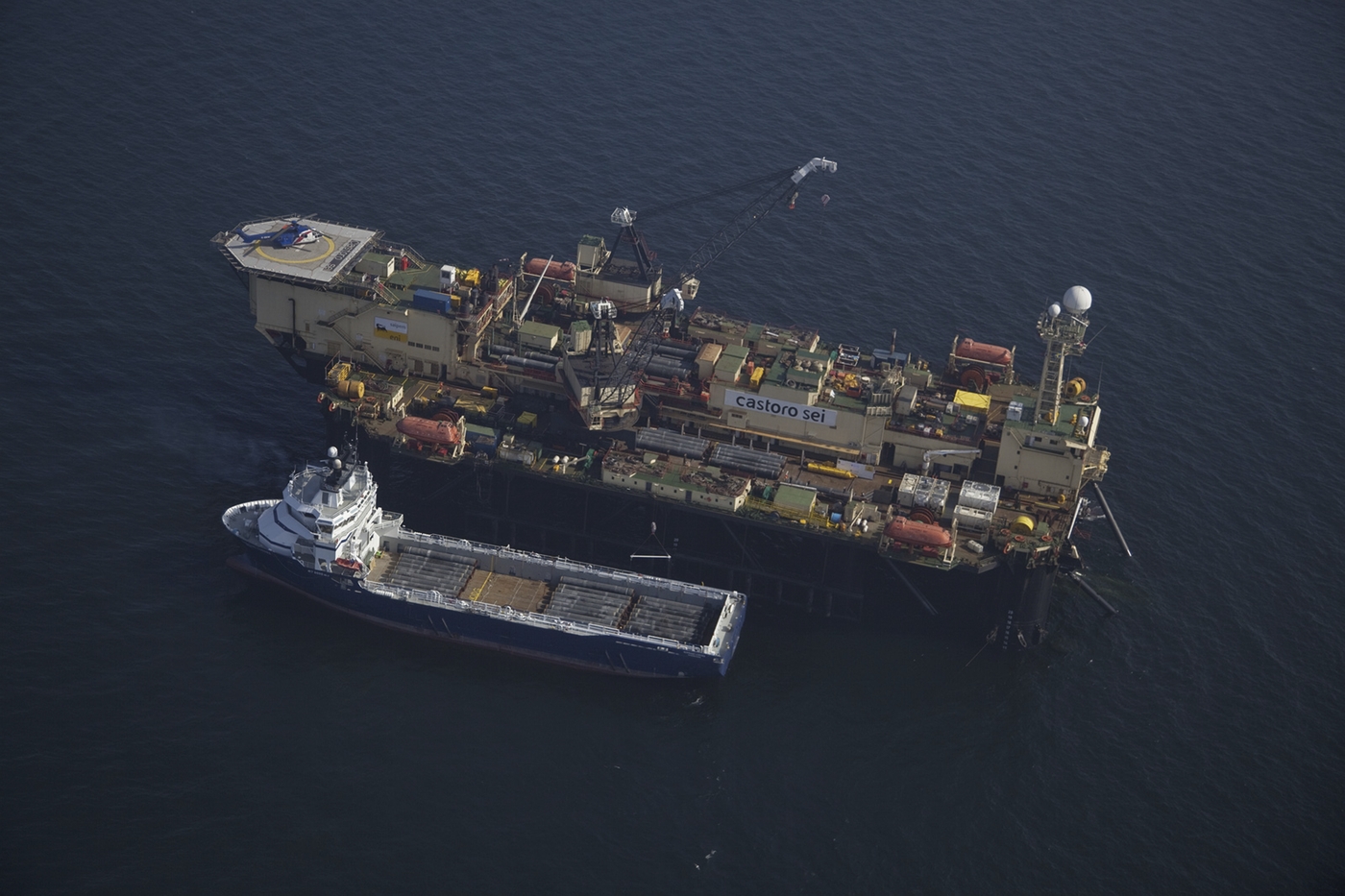 "Castoro Sei: Offshore Pipelaying" - Images - Nord Stream AG